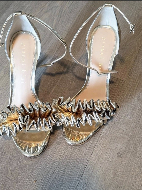 Shoes | Gianni Bini Gold Metallic Anklestrap Sandals | Poshmark